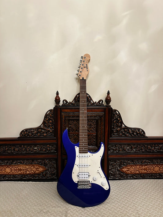 Electric Guitars – Strings & Things Jo