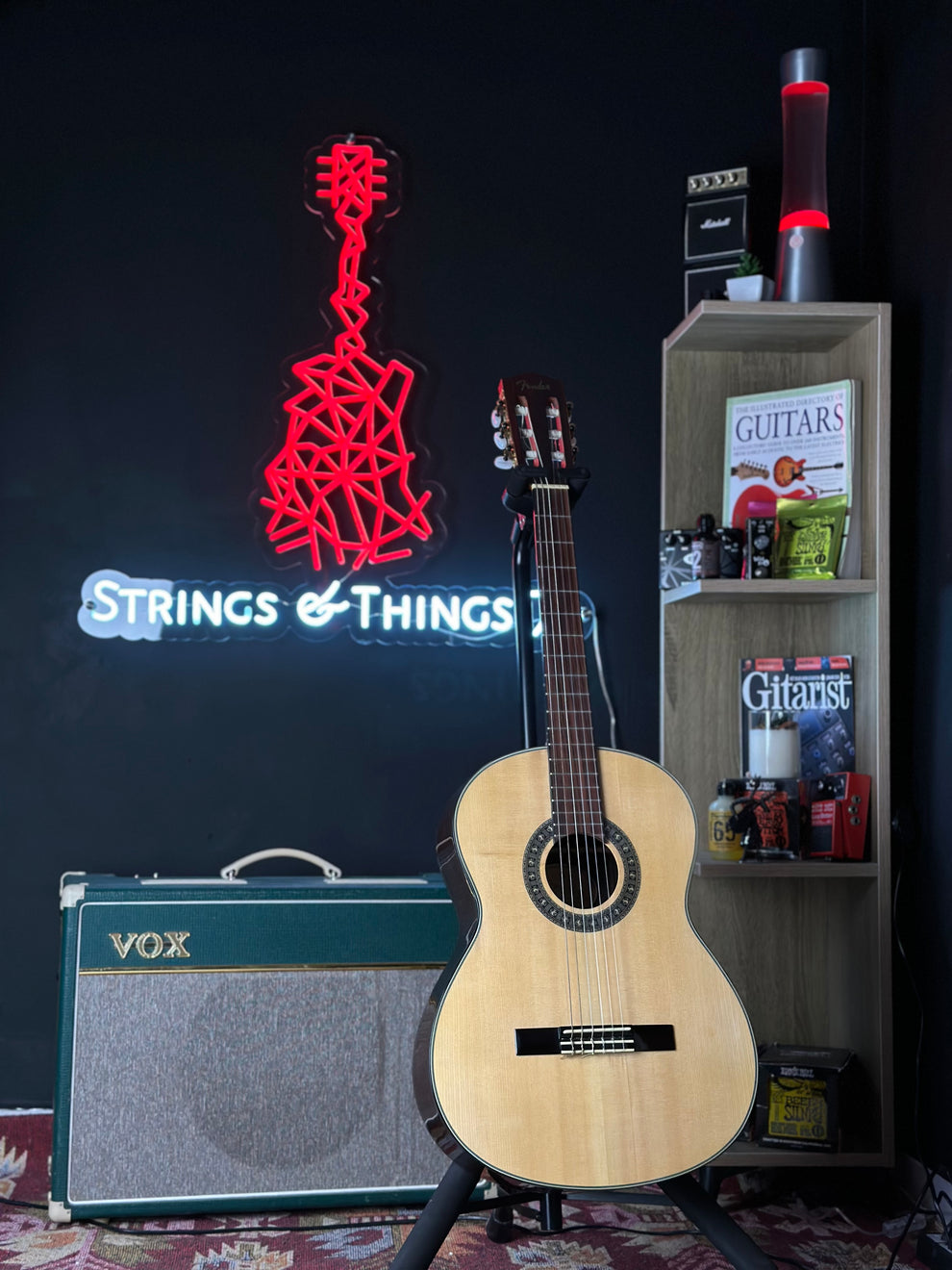 Fender CDN-210S Classical guitar – Strings & Things Jo